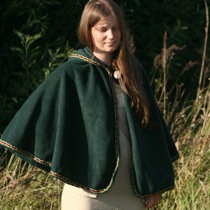 Green Hooded Cape Hooded Capelet Hooded Cloak Medieval Cape Game of Thrones Cape Elven Capelet ...