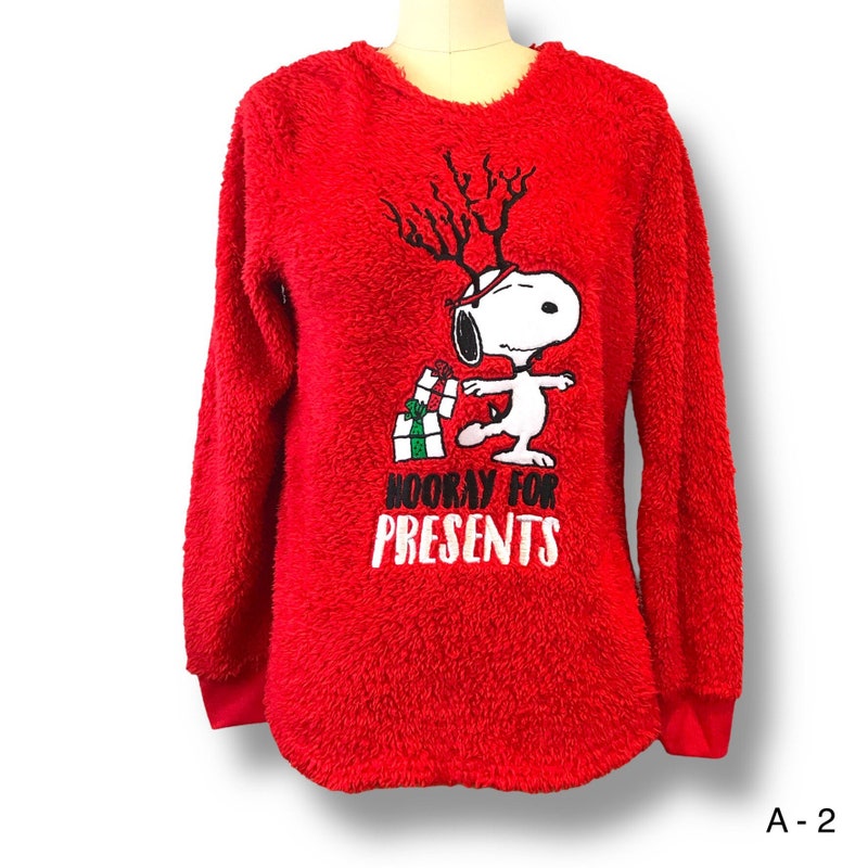 Peanuts Christmas Sweater - Etsy