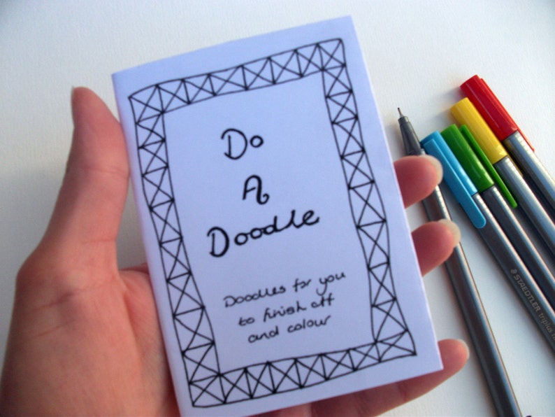 Zentangle Inspired PRINTABLE Mini Zine, Zendoodle Art, Do-a-doodle ...