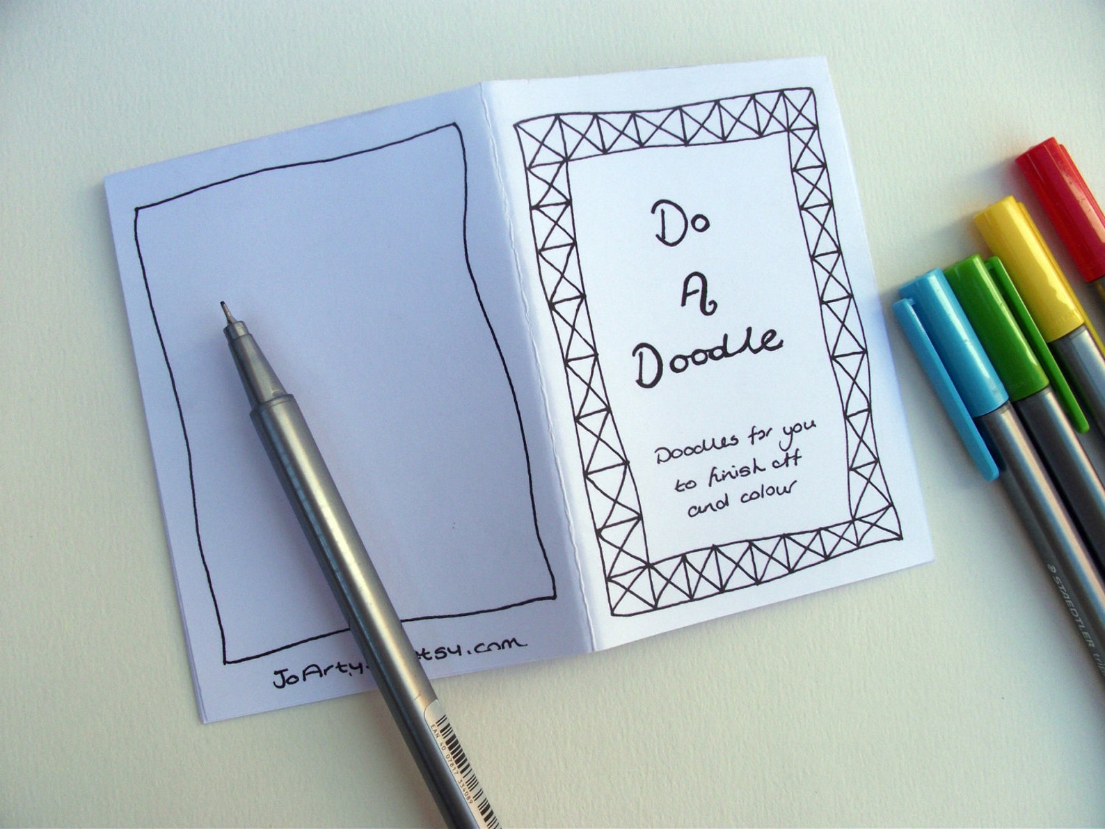 Zentangle Inspired PRINTABLE Mini Zine, Zendoodle Art, Do-a-doodle ...