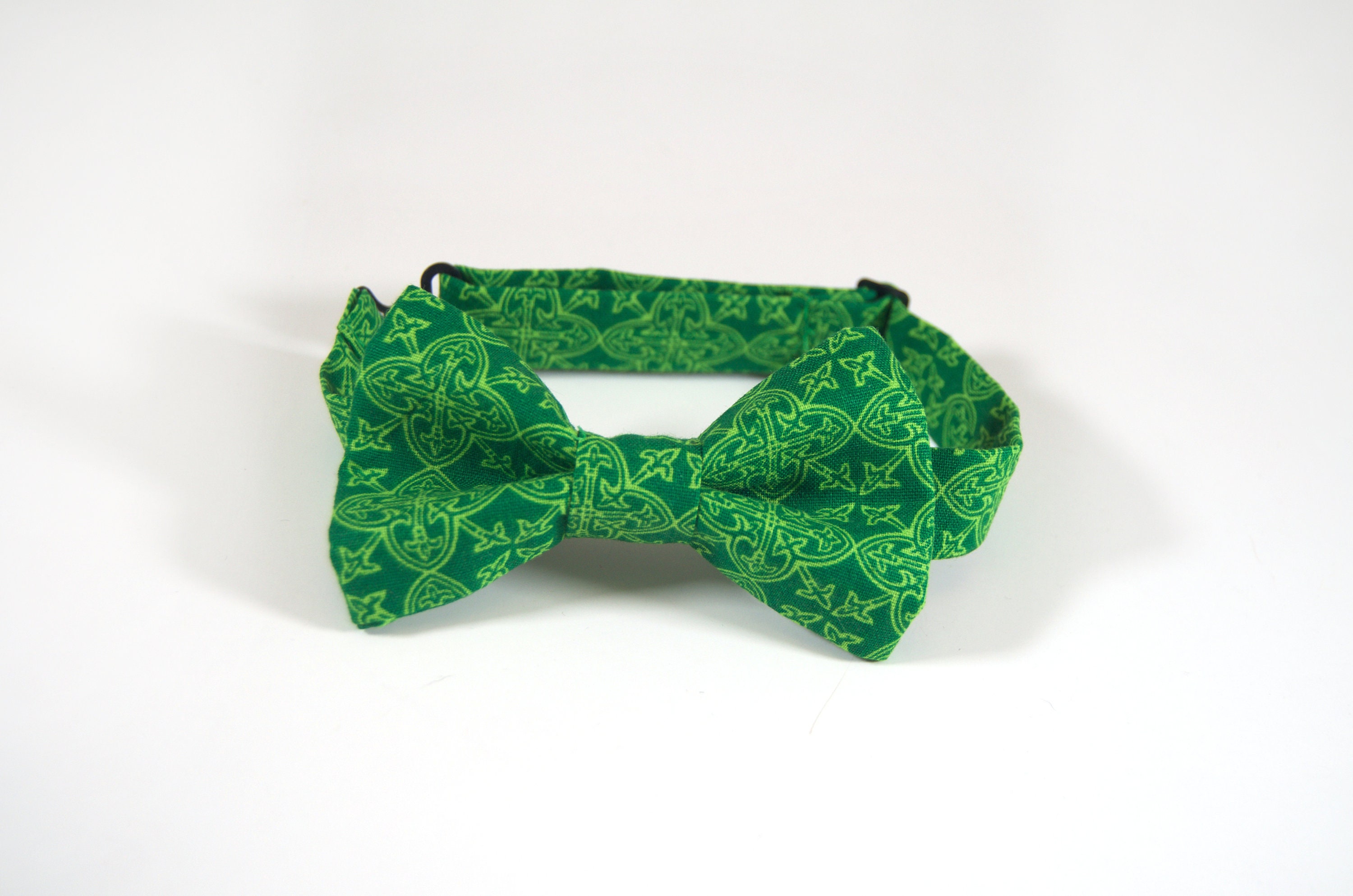 St. Patrick's Day bow tie celtic bow tie irish bow tie | Etsy