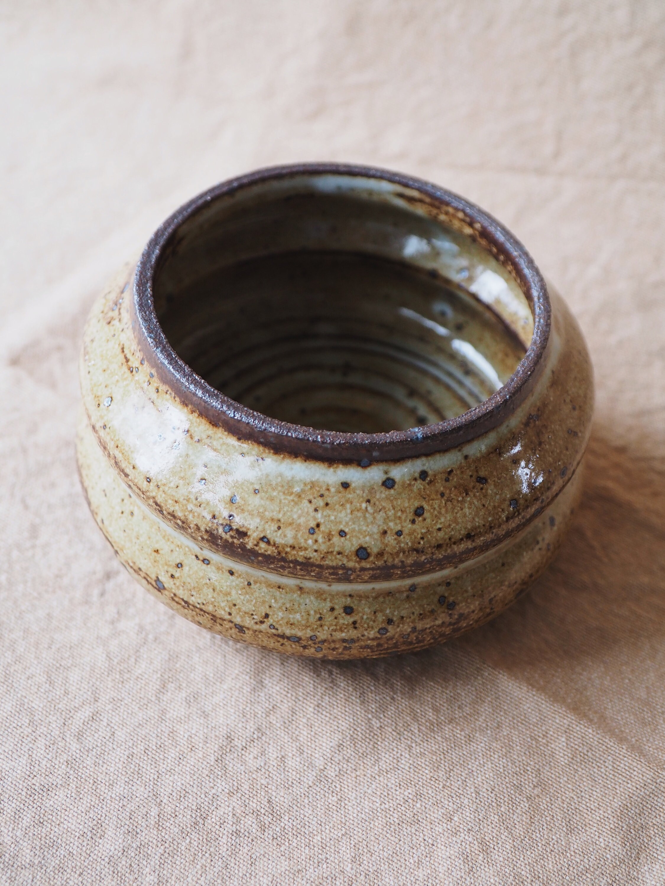 Bulbous Bowl With Lip in the Color Sand - Etsy