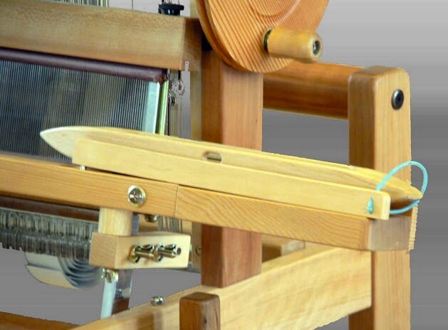 Saori shuttle shelf guides catches shuttles with minimum | Etsy