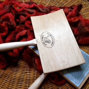 Clemes and Clemes Pair of Curved Back Wool Hand Carders Full Size 72 ...