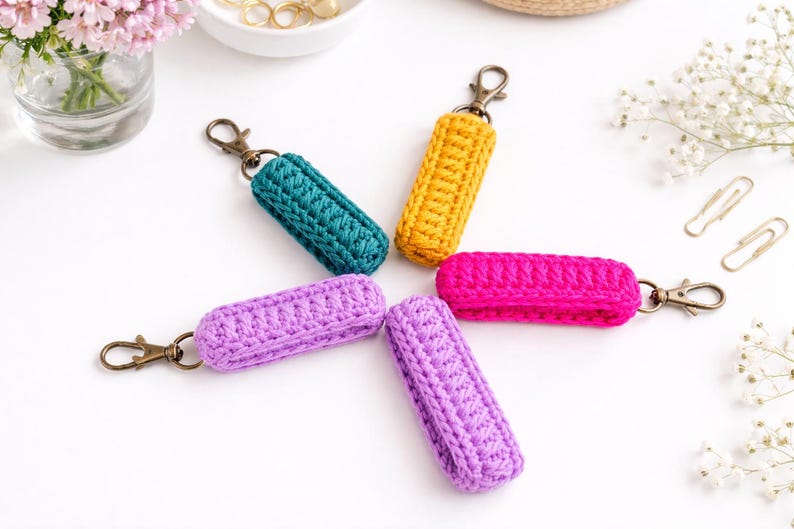 Easy DIY Crochet Keychain Pattern for Beginners - Fun Puff Stitch ...