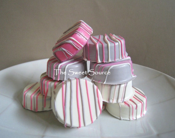 Wedding Favors: Chocolate Dipped Oreo Cookies Made to Order in a ...