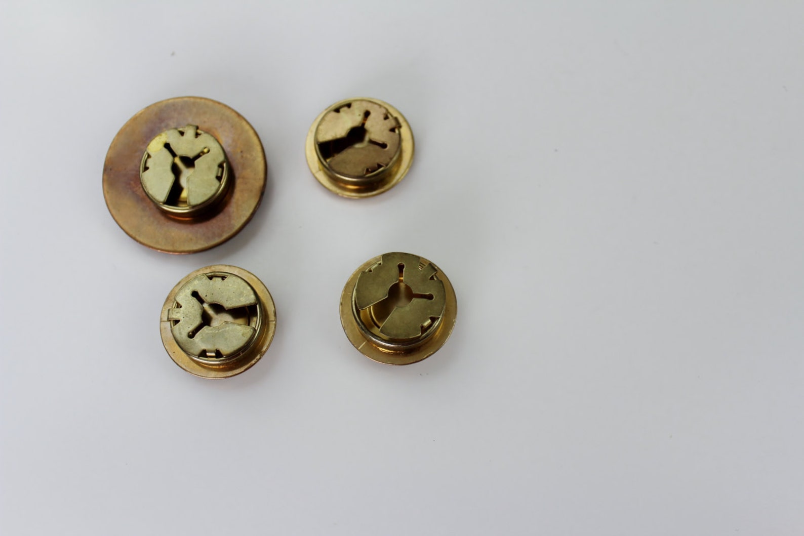 BRASS Round Ship Anchor Button Cap Cover Stamping FINDINGS - 4pcs #199 ...