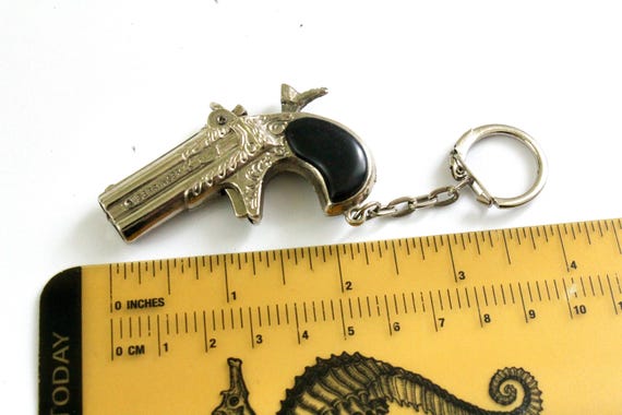 Vintage 1980s Victory Derringer revolver keychain, mi… - Gem