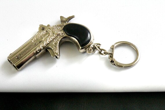 Vintage 1980s Victory Derringer revolver keychain, mi… - Gem