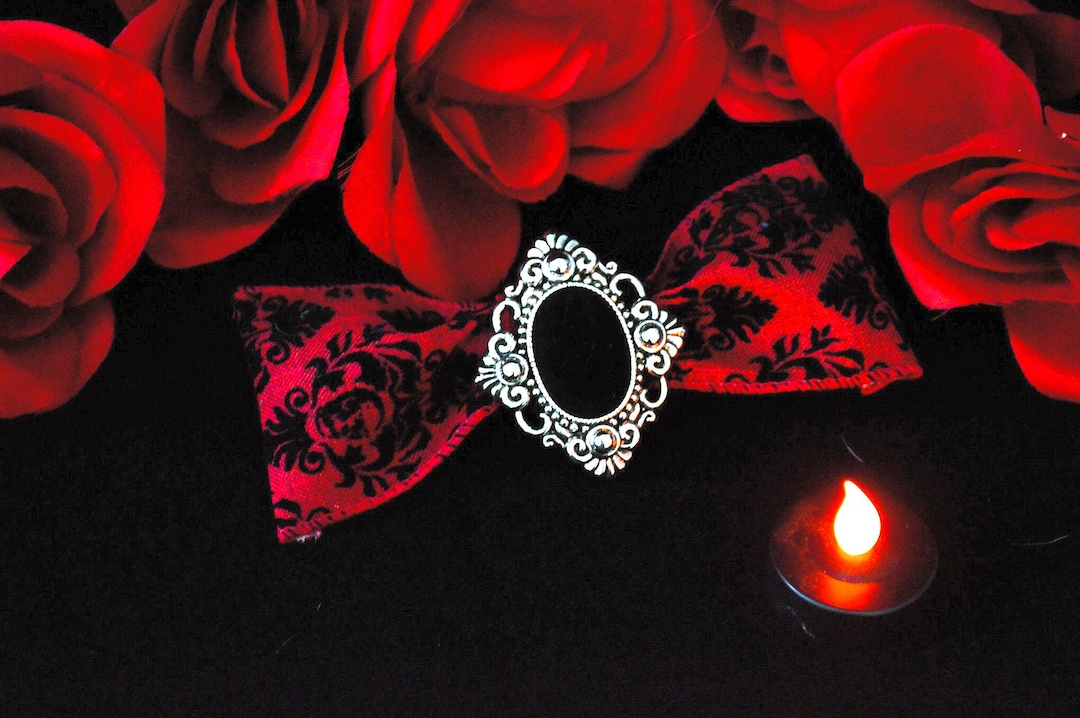 Red Skull Bow Barrett (limited Edition) - Etsy