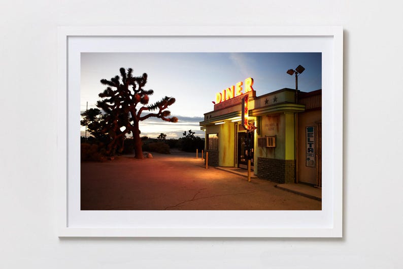 American Diner, Palmdale, Joshua Trees, Moody, Neon Lights, Americana ...