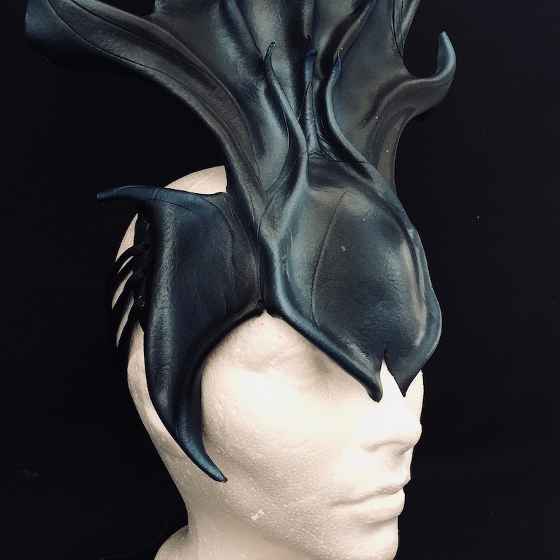 Queen Xenomorph Costume Headpiece for Aliens Movie Queen | Etsy