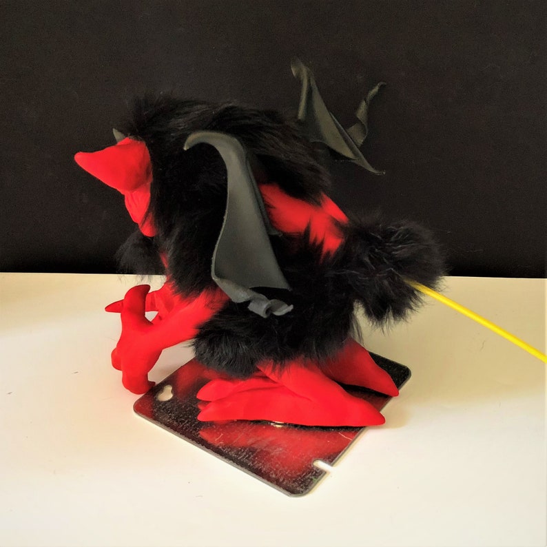 RED DEVIL GREMLIN Demon Puppet * Goblin Statue Fantasy Creature ...