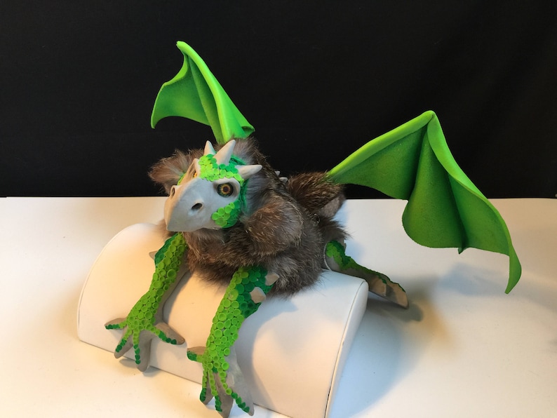 DRAGON Puppet Scaled Fantasy Sculpture Creature GREEN WINGS - Etsy