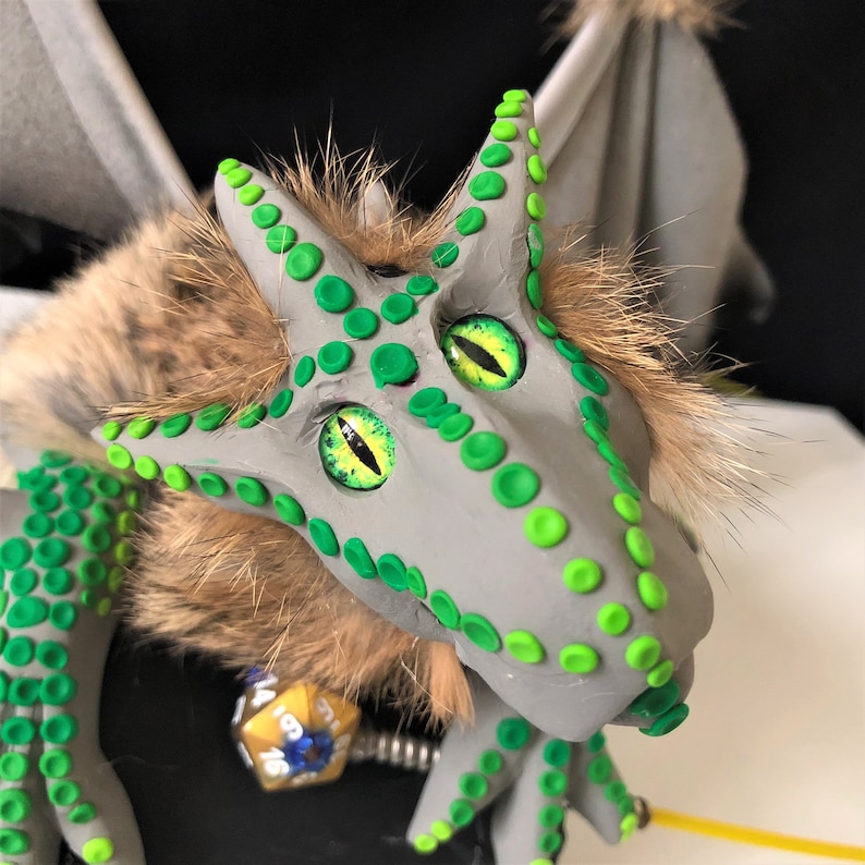 Baby Shoulder Dragon Puppet, Movable Fantasy Pet, Customized Fantasy ...
