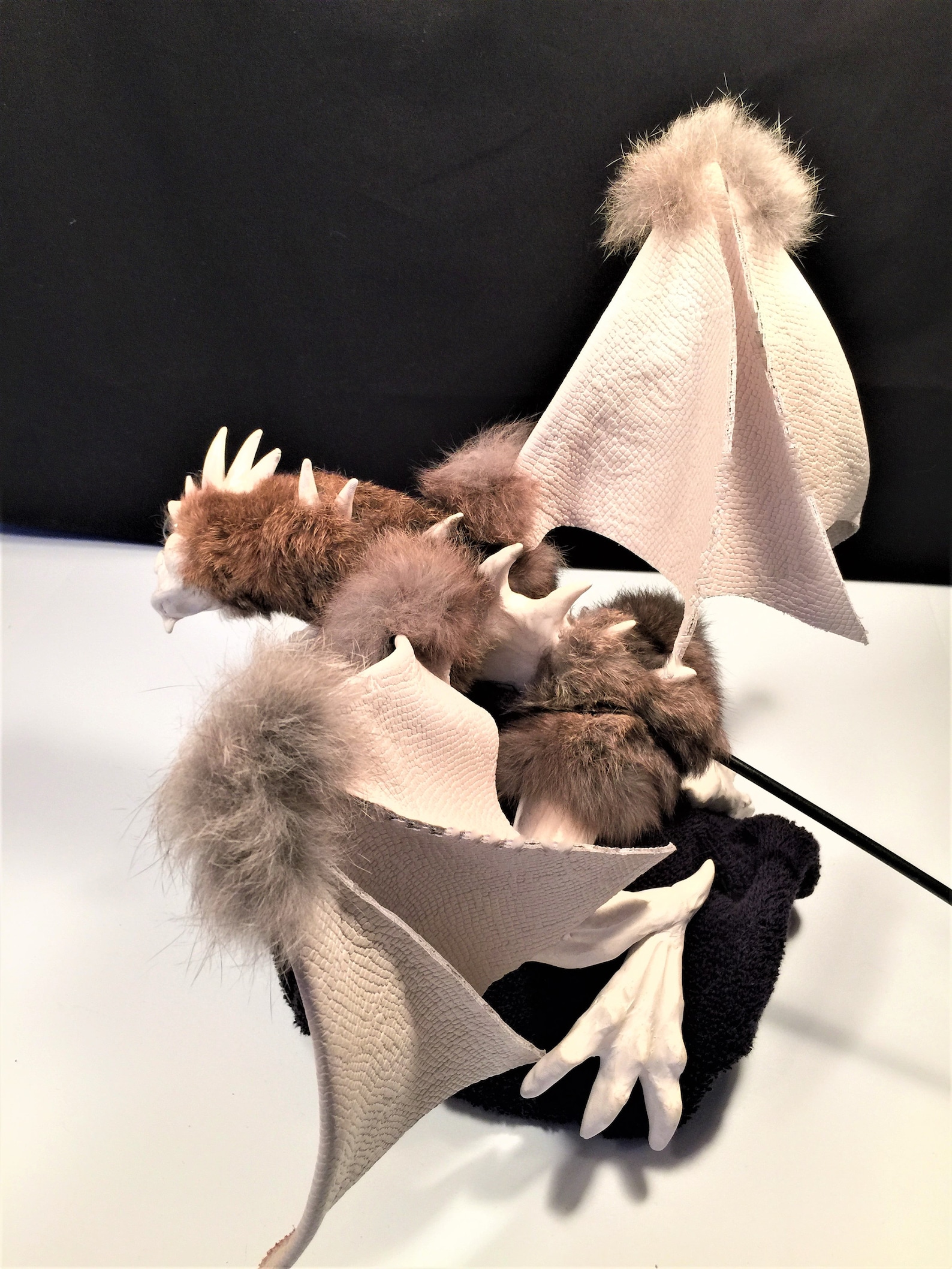 DRAGON PUPPET TUFTED * Fantasy Pet Renaissance Faire Shoulder Puppet ...