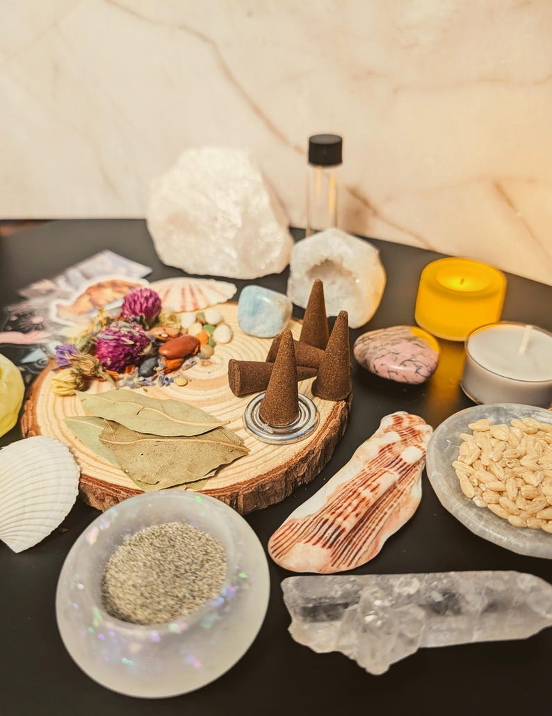 Aphrodite Altar Kit | Pagan Goddess Altar - Etsy