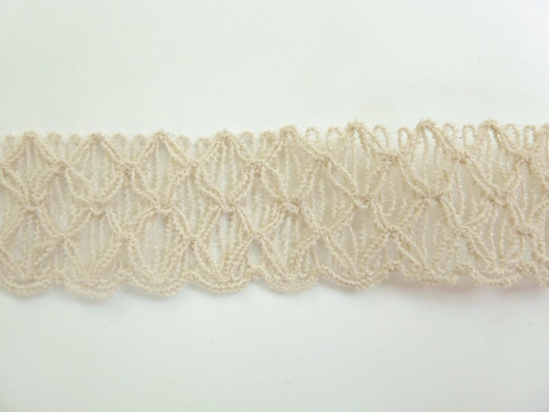 Cream Crochet Trim With Diamond Pattern and Double Scallop Edges Sewing ...