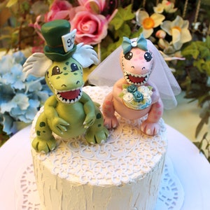 Dinosaur T-rex Wedding Cake Topper, Animal Geek Nerd Wedding, Geeky ...