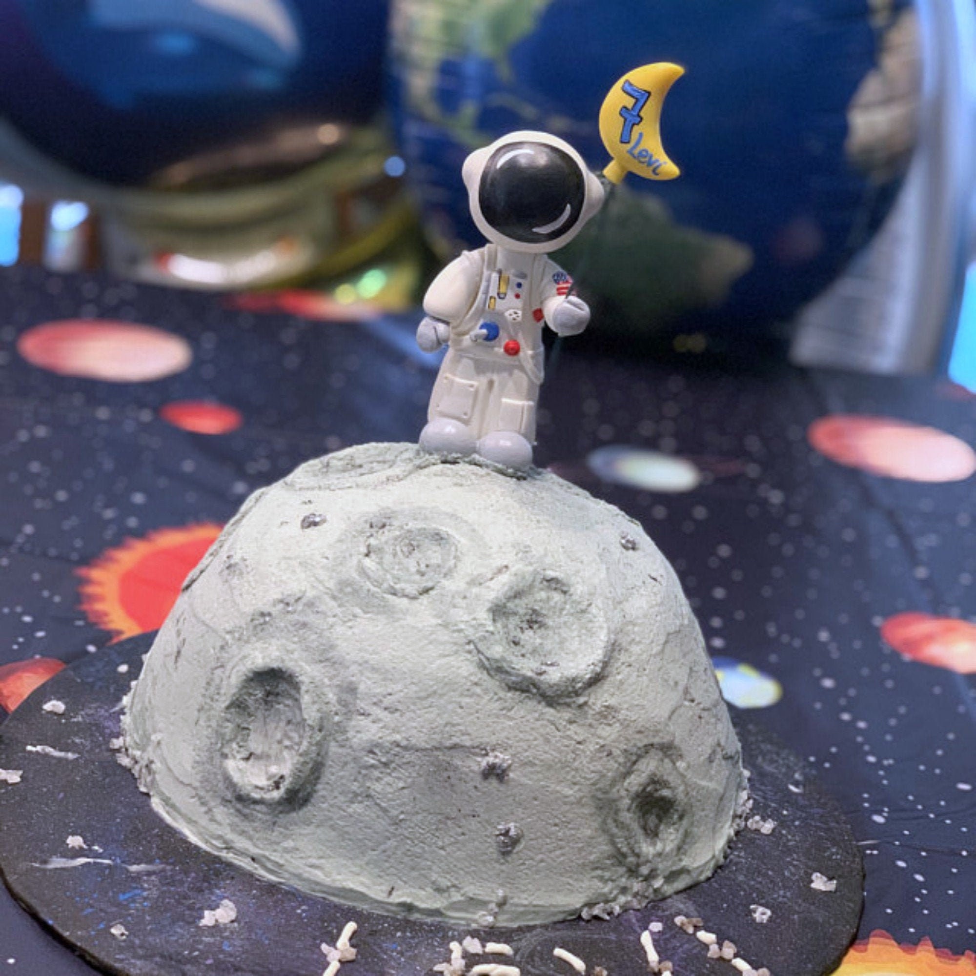 Astronaut Birthday Cake Topper, Outer Space Birthday Party, Custom Cake ...