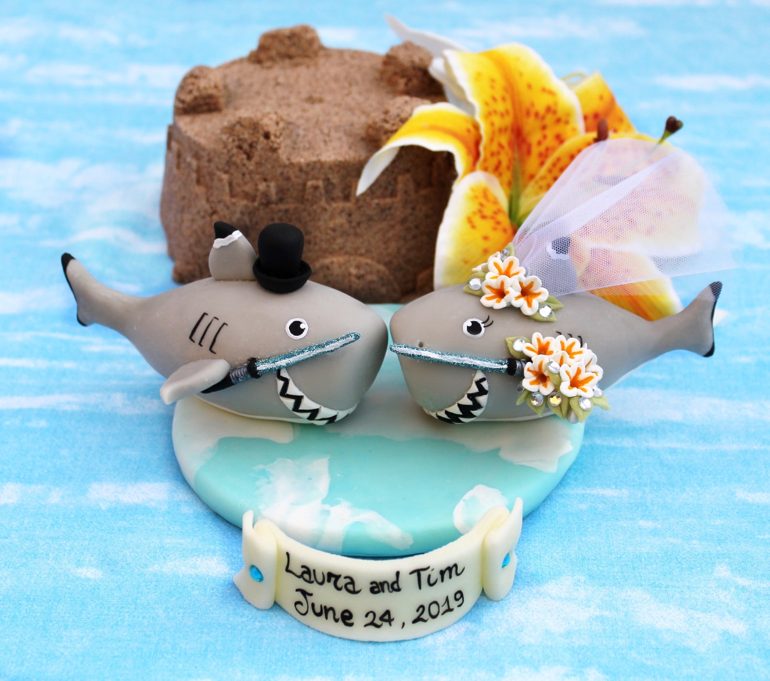 Shark Wedding Cake Topper Great White Shark Bride and Groom - Etsy
