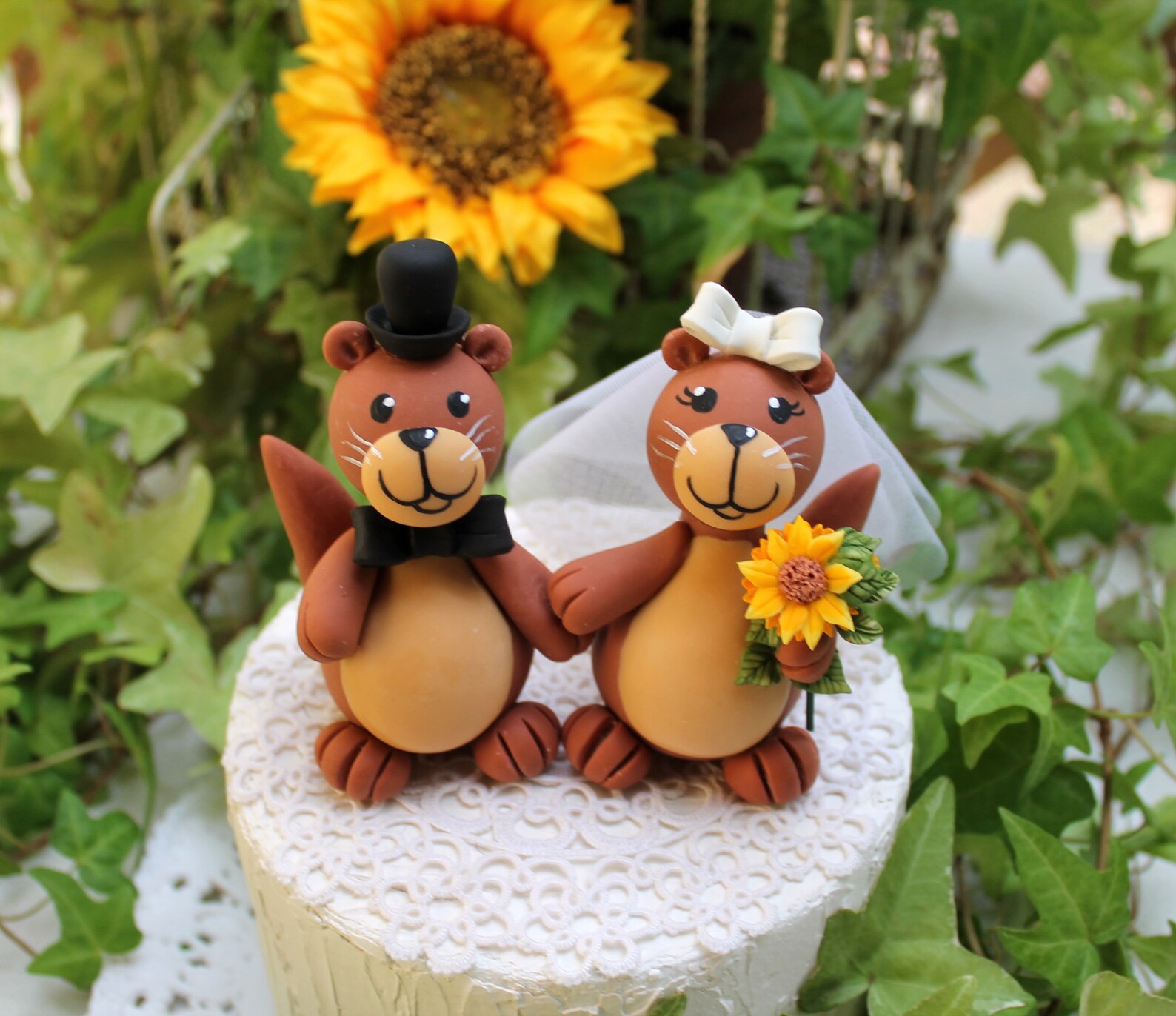 Otter Wedding Cake Topper, Significant Otters, Rustic Custom Animal ...