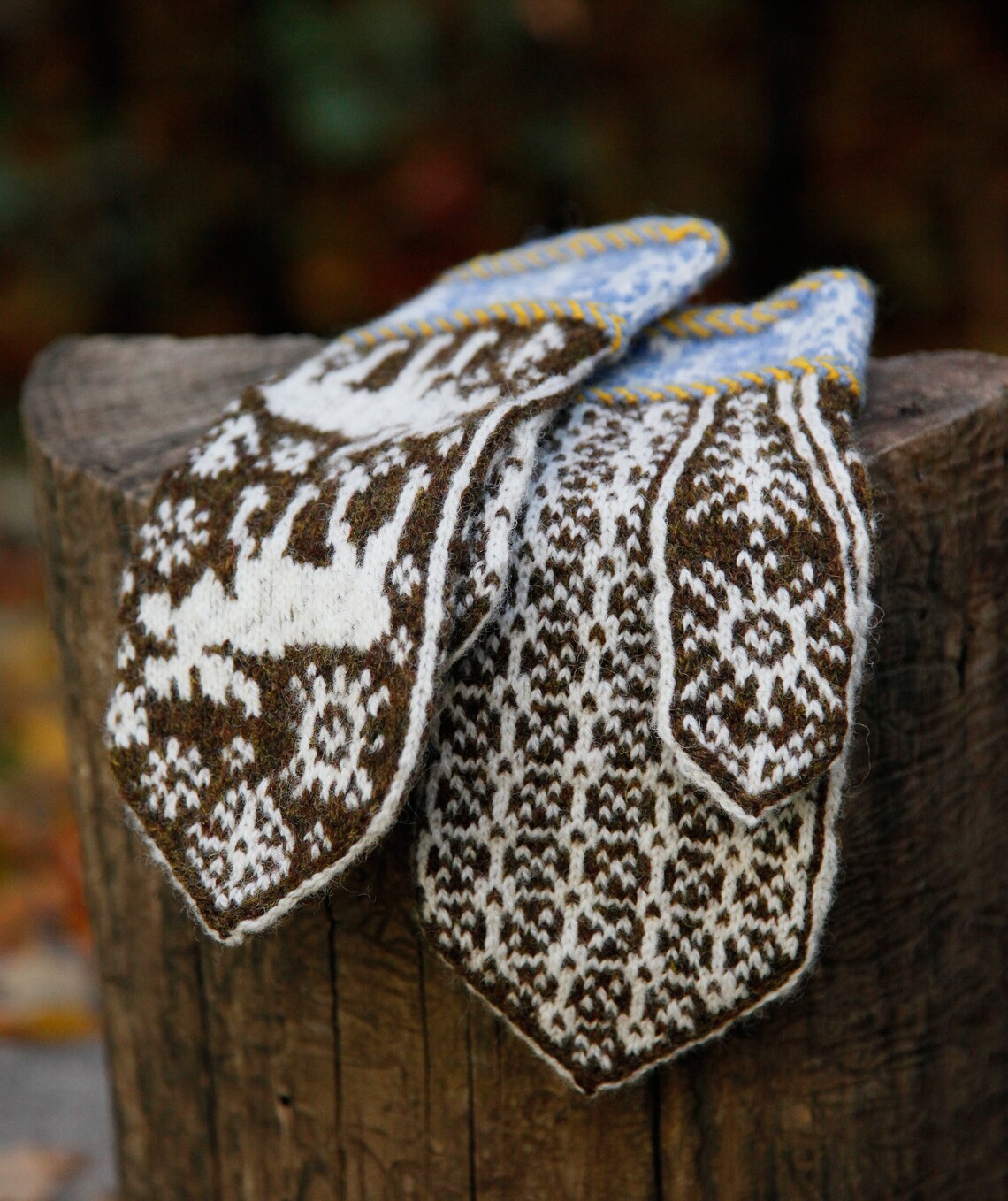 Magical Moose Mittens Knitting Pattern for Women, Stranded Colorwork ...