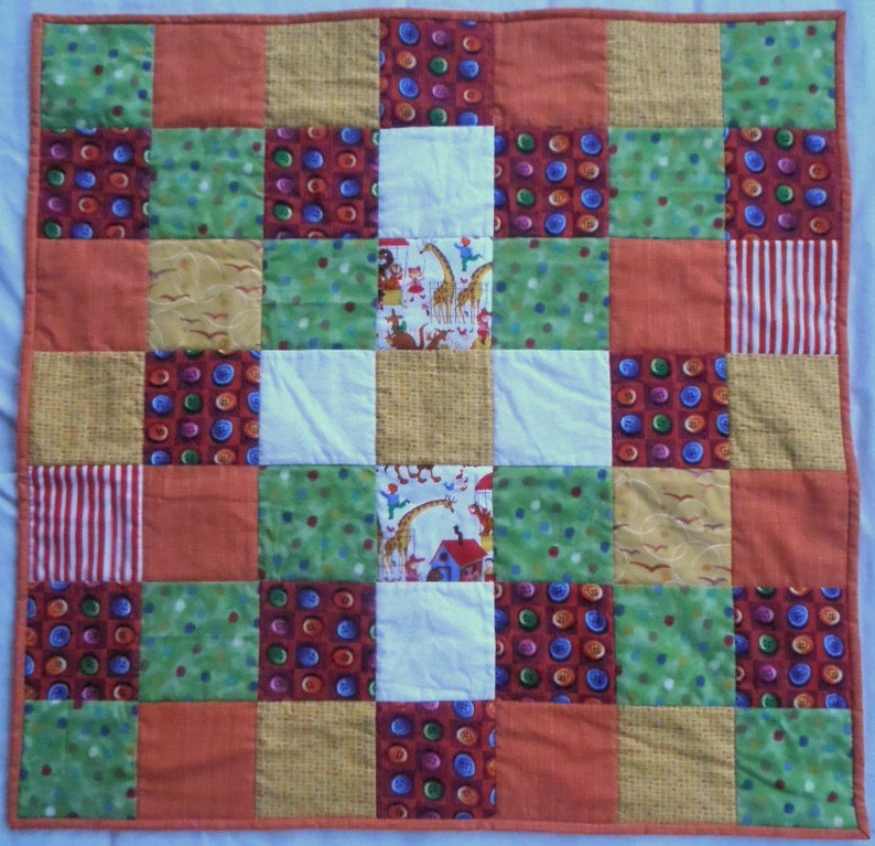 Circus of Circles Quilt Patchwork Baby Quilt Green Red - Etsy
