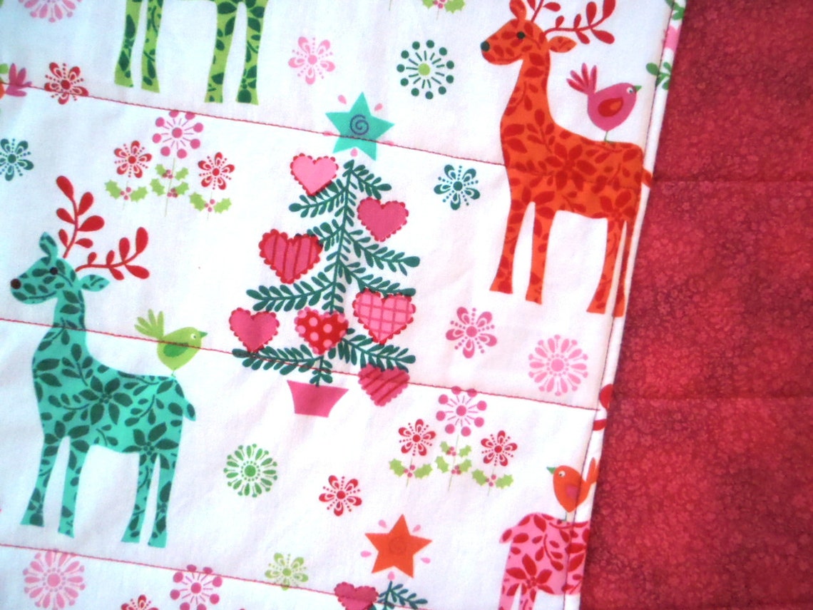 Reindeer Table Runner, Christmas Table Runner, Quilted Table Runner ...