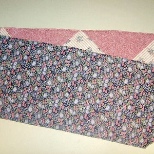 Victorian Table Runner, Quilted Table Runner, Appliqued Baskets - Etsy