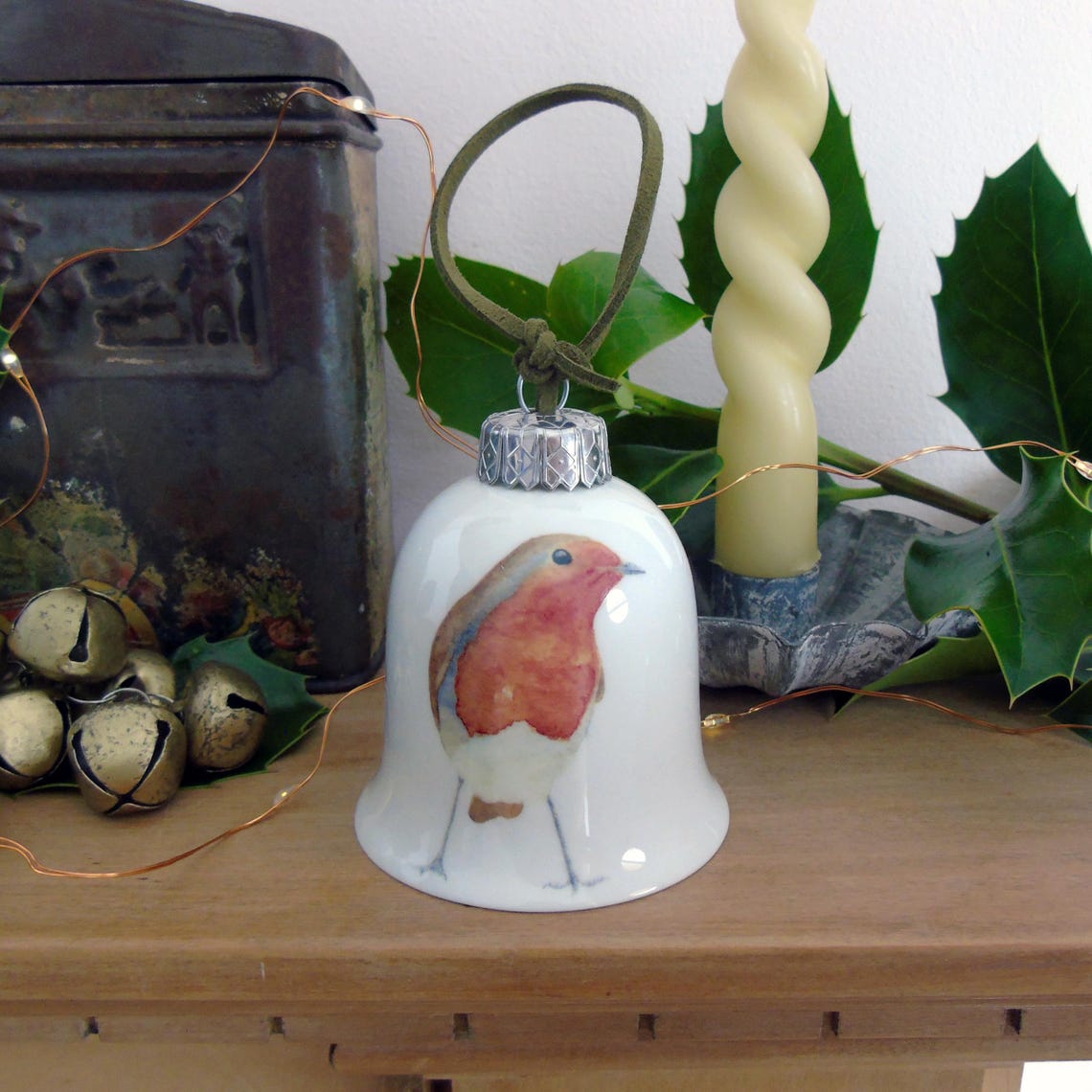 Robin Fine Bone China Bell Christmas Decoration - Robin Christmas ...