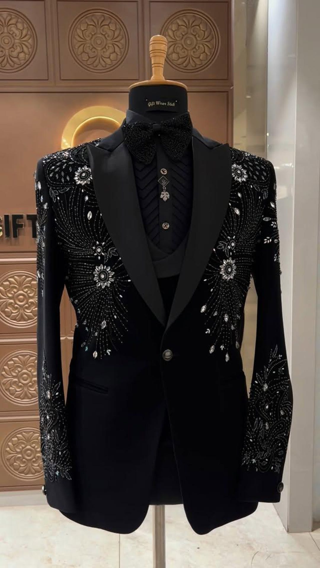Black Luxury Tuxedo Suit for Men – Handmade Designer Wedding, Groom ...