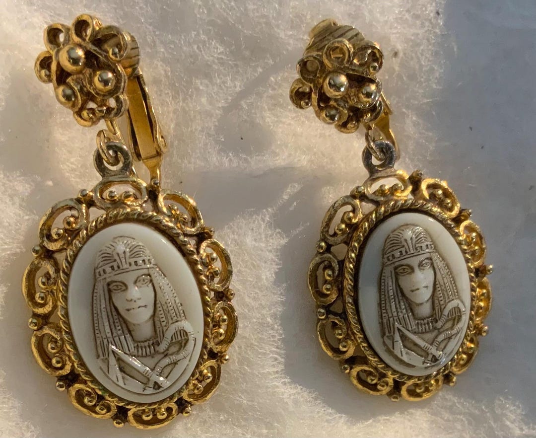 Vintage Cleopatra Crook & Flail Glass Cameo Clip on Earrings Egyptian ...