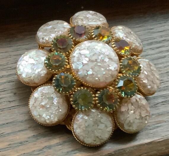 Large stunning vintage 3D confetti and Borealis rhine… - Gem