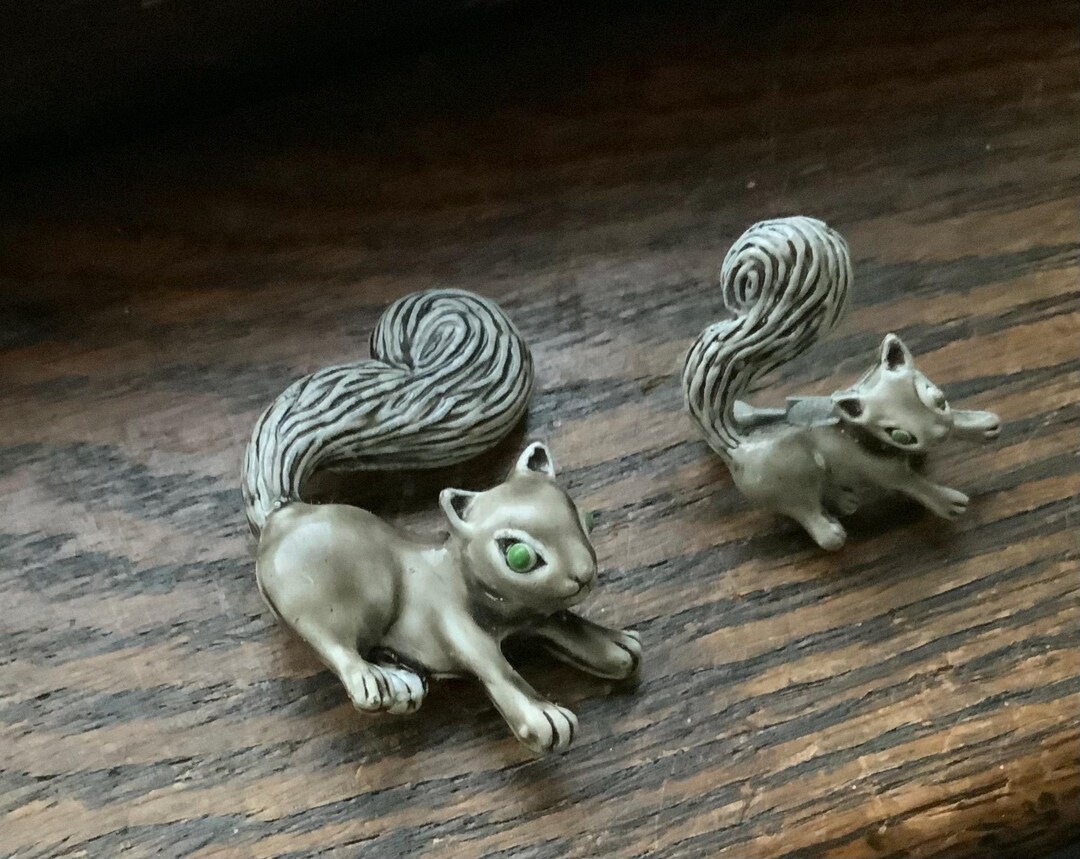 2 Vintage Gerry's Whimsical Squirrel Scatter Pins Gray With Green Eyes ...
