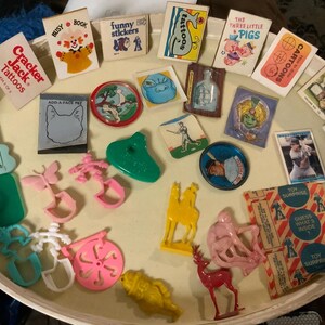 Large Lot of Cracker Jack Prizes - Etsy