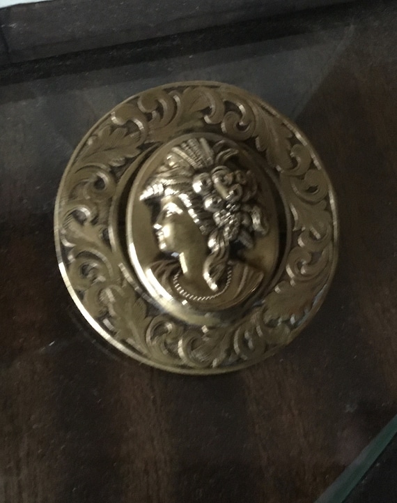 Large Ornate Victorian brass broch - Gem