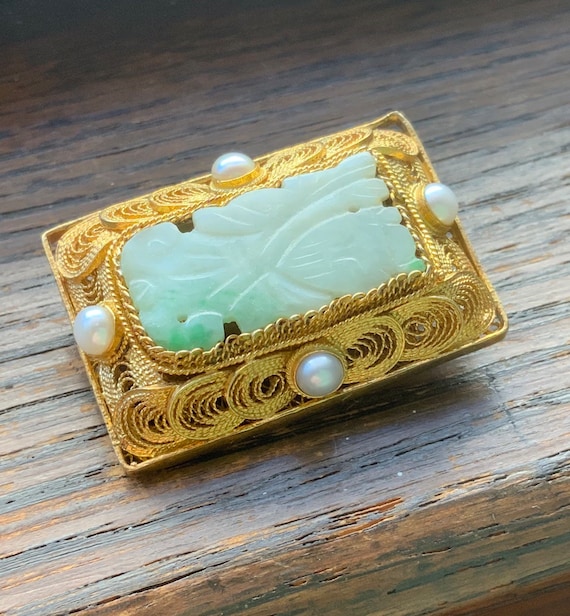chinese export jade brooch - Gem