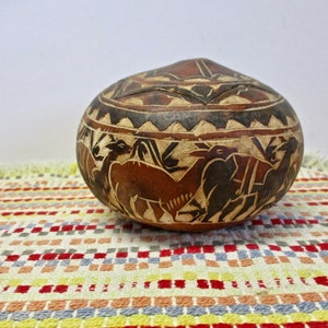 Gourd Box From Peru Vintage 70s Artisan Trinket Box Carved Painted ...