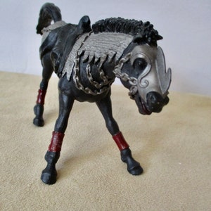 Vintage Papo 2002 Wraith Horse Action Figure With Armor Tabletop Decor ...