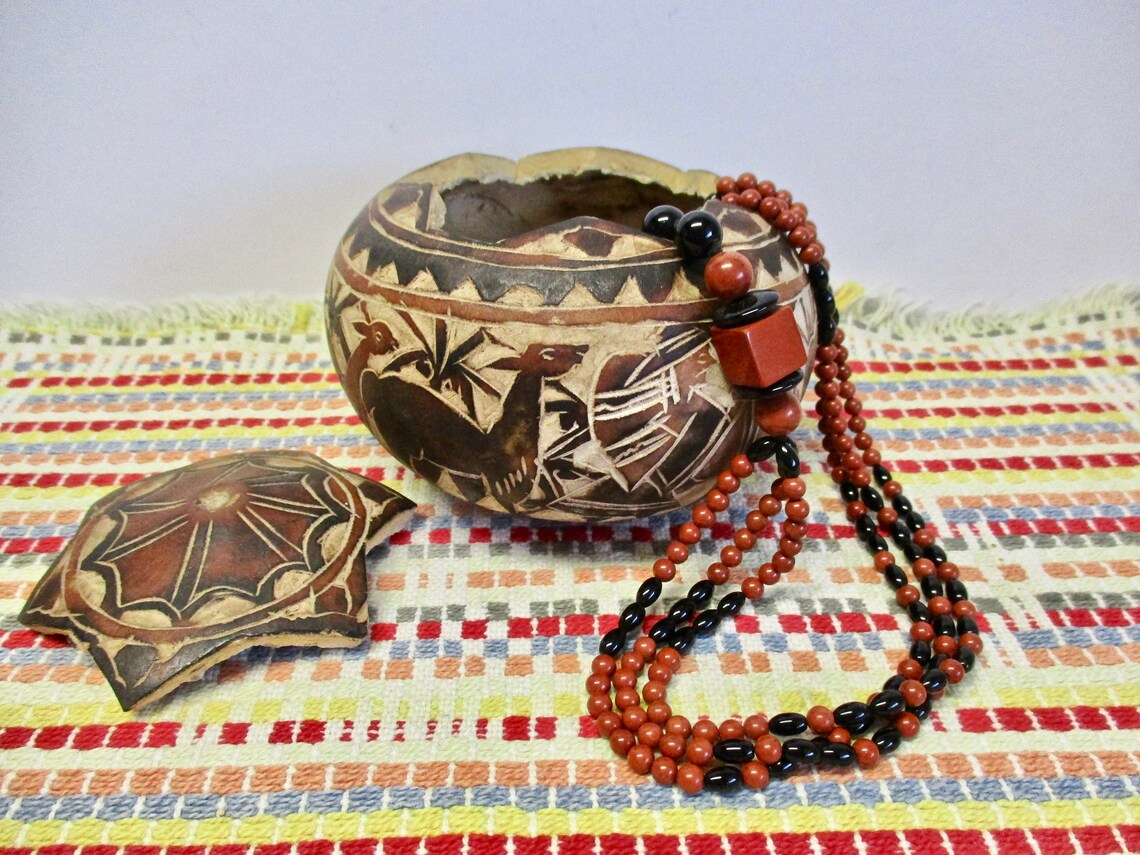 Gourd Box From Peru Vintage 70s Artisan Trinket Box Carved | Etsy