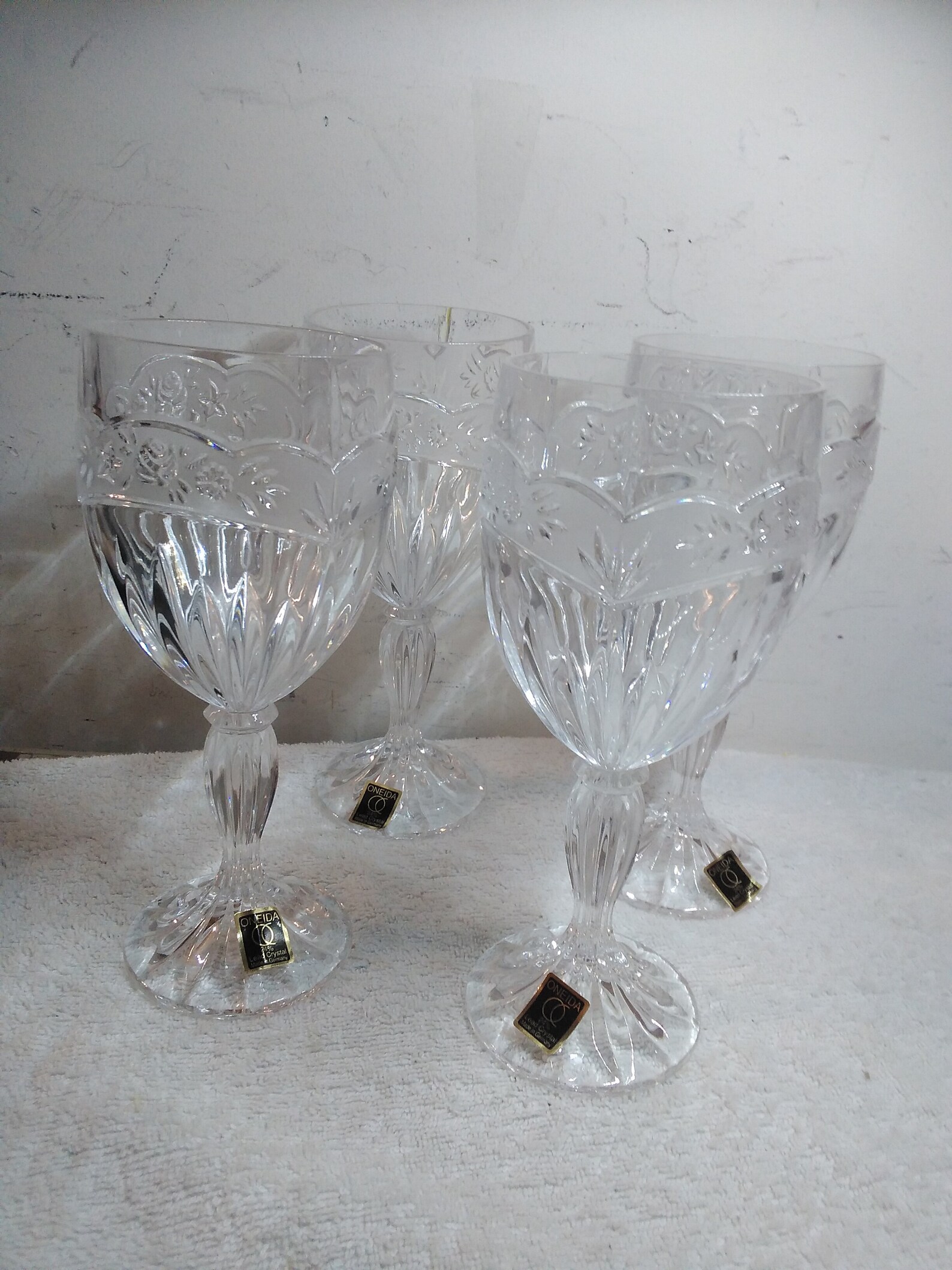 Set of 4 Oneida SOUTHERN Garden Crystal Water Goblets – 7 3/8” Tall - Etsy