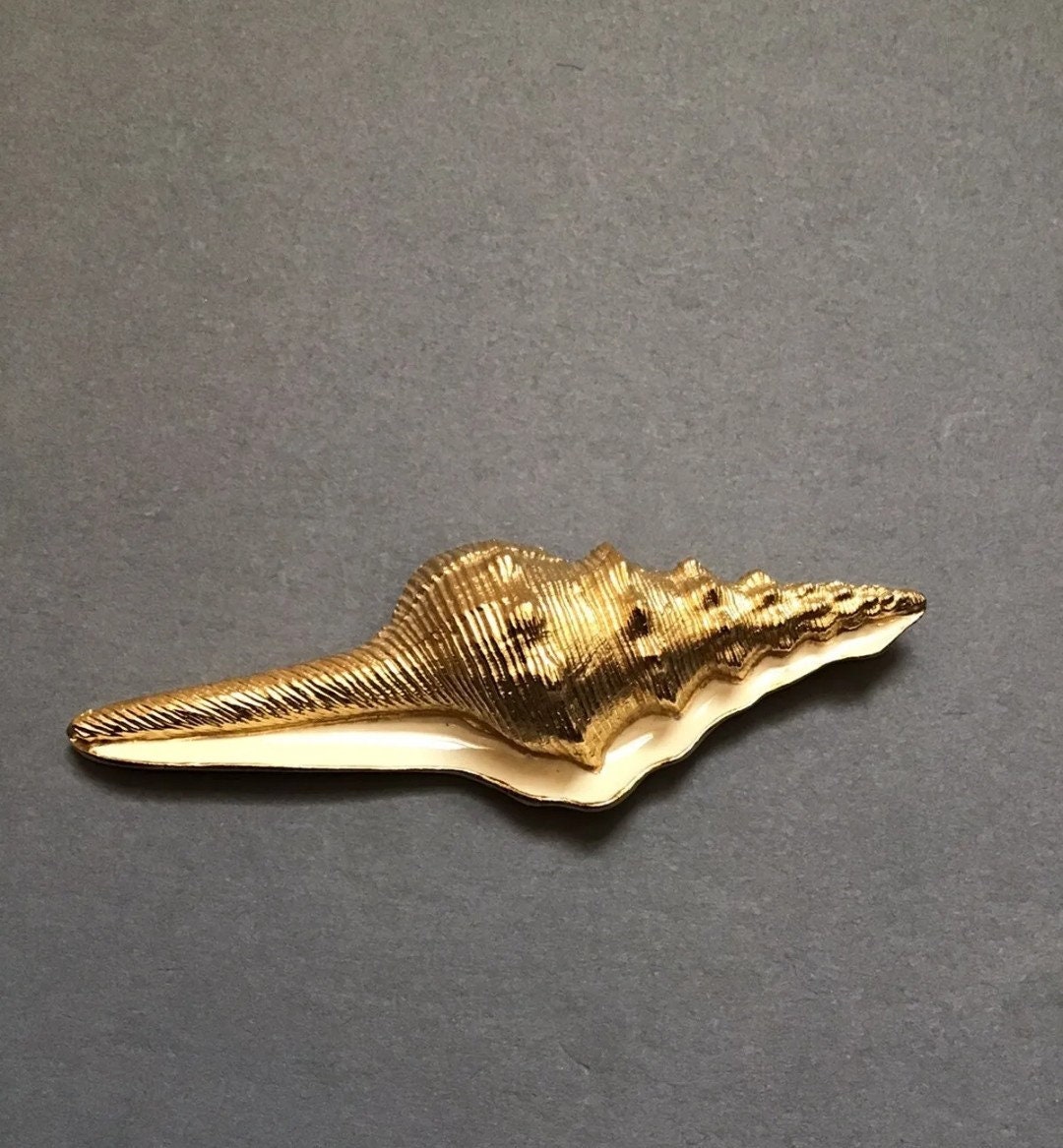 Vintage Signed Trifari Enamel Sea Ocean Shell Enamel Pin Brooch RARE P6 ...