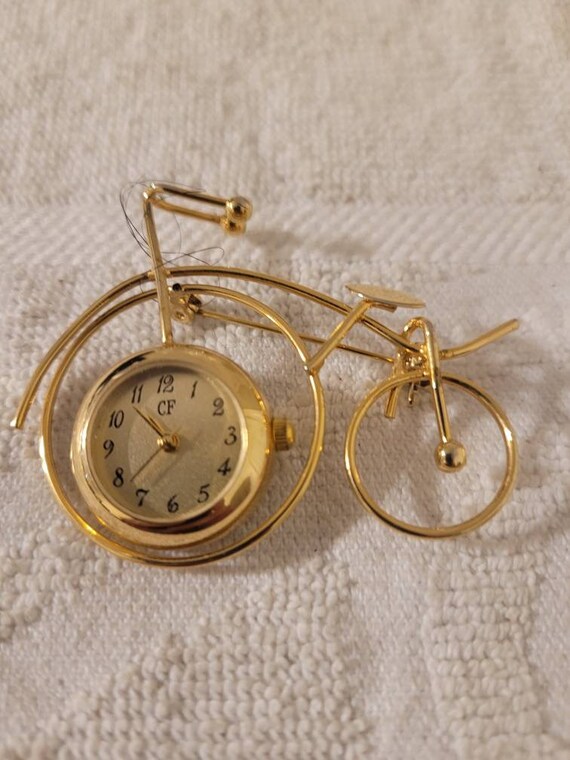 Antique Oversized CF Monroe Wavecrest Jewelry Box 19t… - Gem