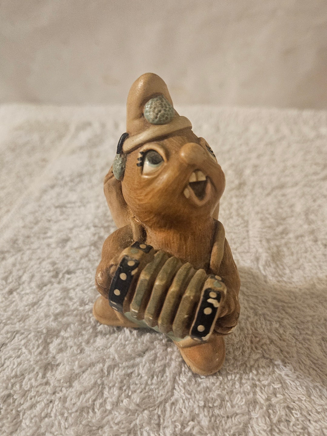 Vintage Rare Pendelfin Squeezy With Accordian Light Blue White Dot ...