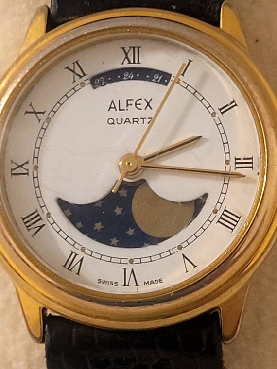 womens vintage moon phase - Gem