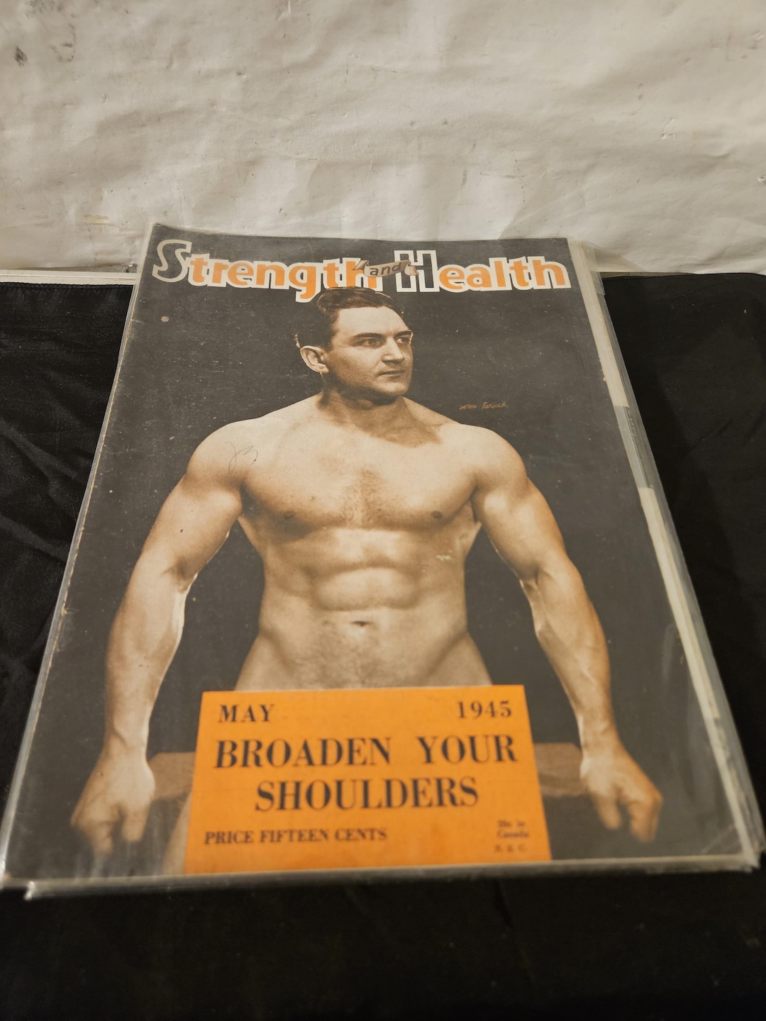 Vintage Muscle Man Body Building Magazine Strength and HEALTH May 1945 ...