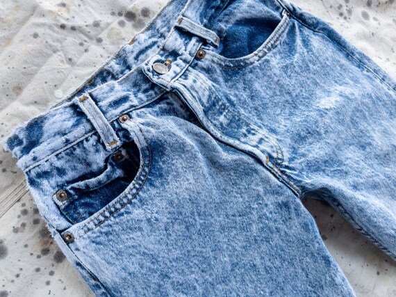 1980s Levis Acid Washed Blue Denim Made in USA High W… - Gem