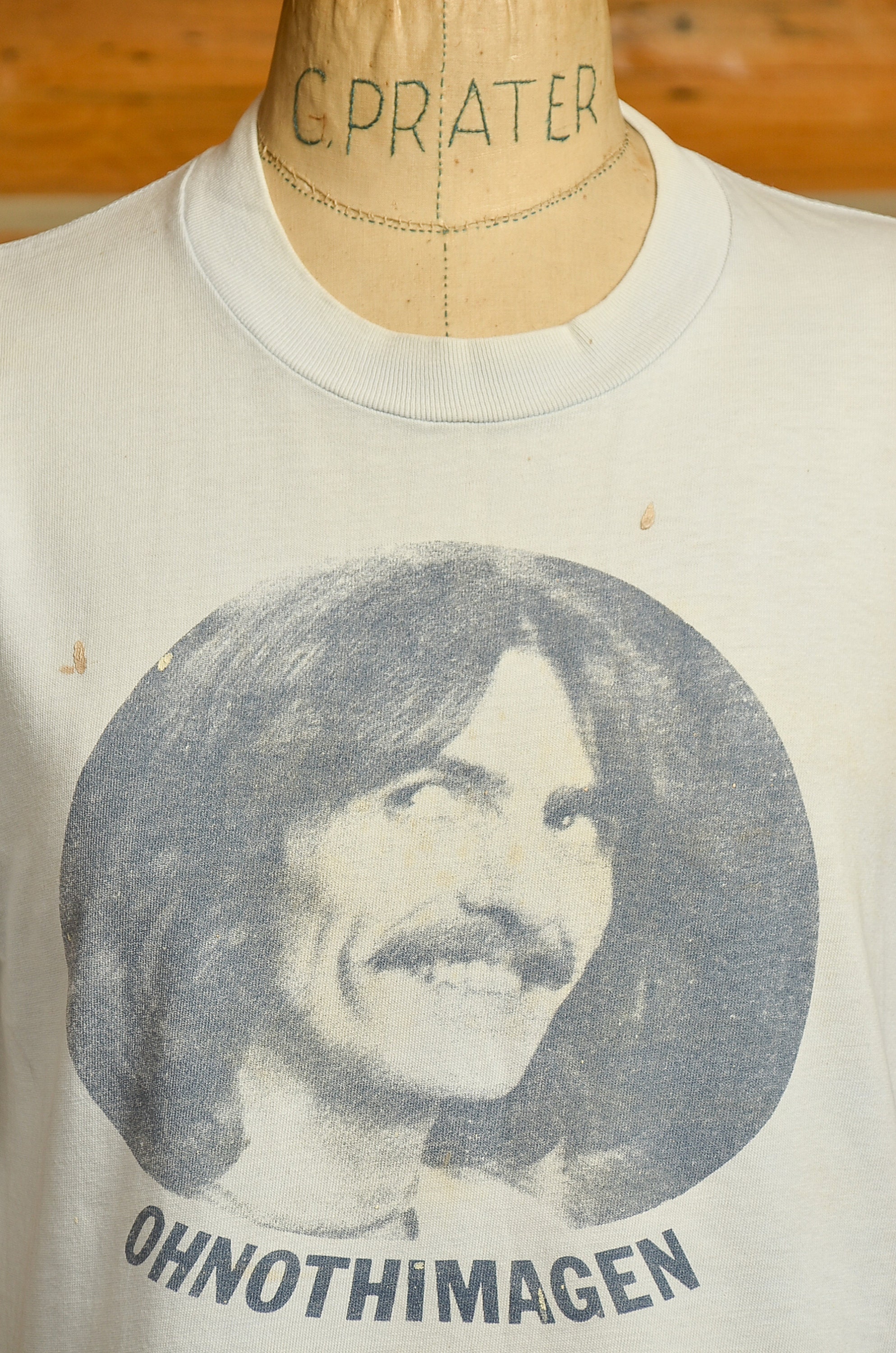 1975 George Harrison Extra Texture Album Front and Back 1975 George Harrison Extra Texture Album Front and Back