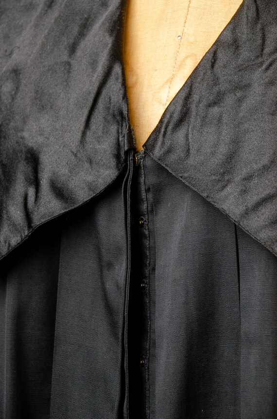1920s Graduation Dress with Satin Collar Evening Jack… - Gem
